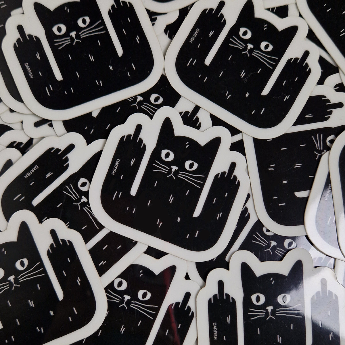 GLOW-IN-THE-DARK STICKER! Black cats are awesome – DARFISH